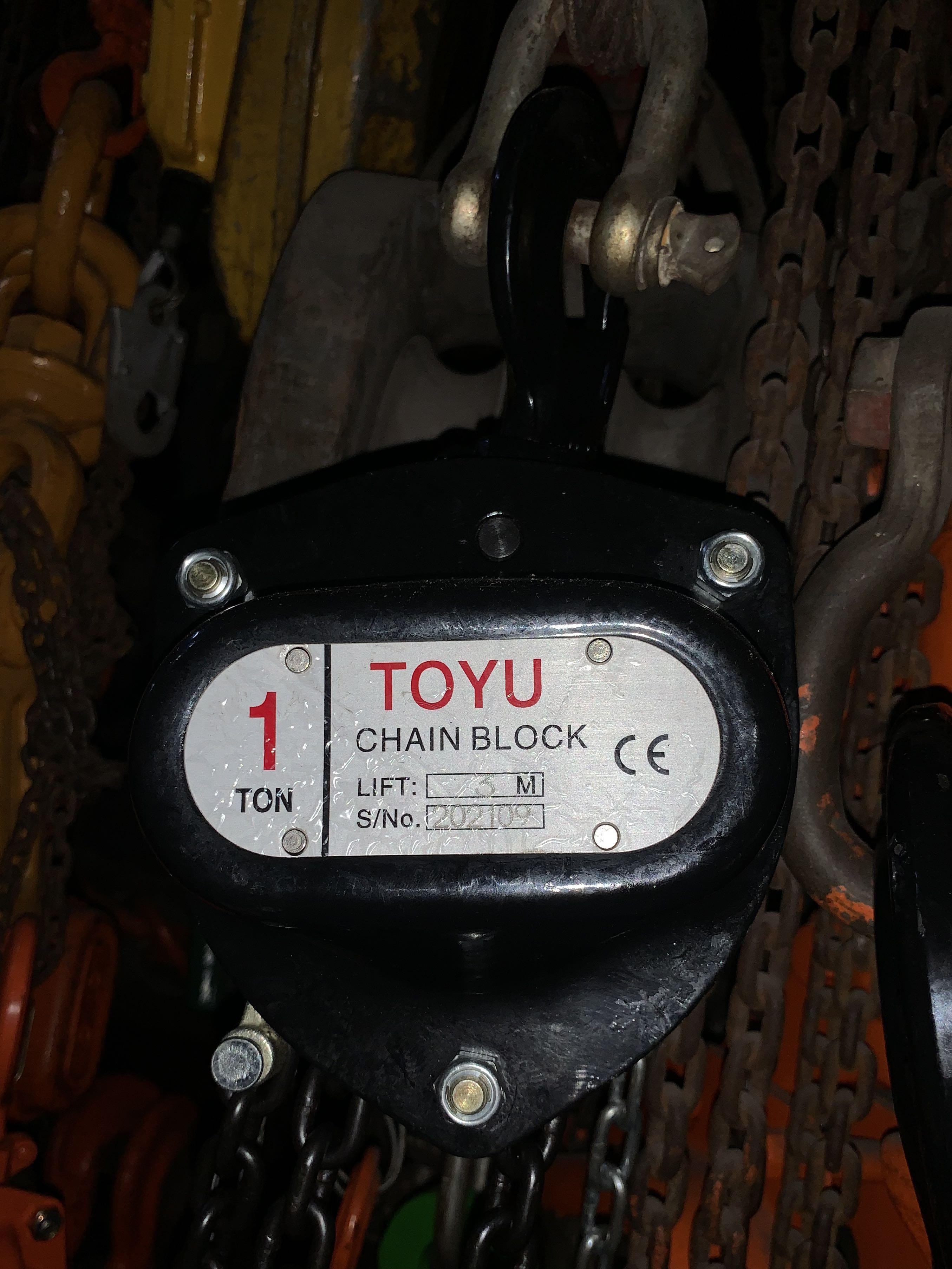 1 Ton Toyu Chain Block HD, Commercial & Industrial, Construction Tools ...