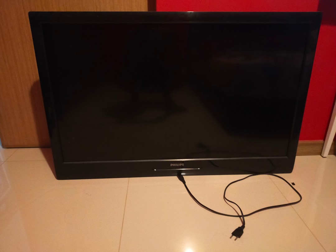 42 inch Tv, TV & Home Appliances, TV & Entertainment, TV on Carousell