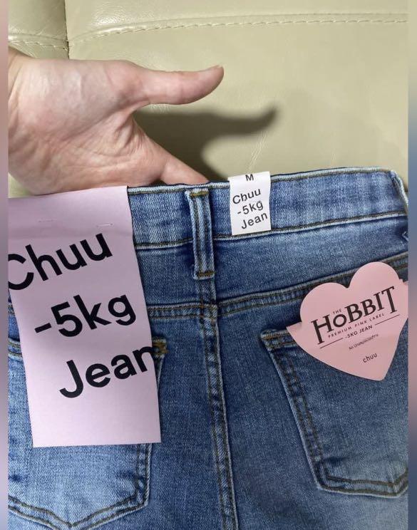 chuu -5kg hobbit jeans in light blue wash, Women's Fashion, Bottoms, Jeans & Leggings on Carousell