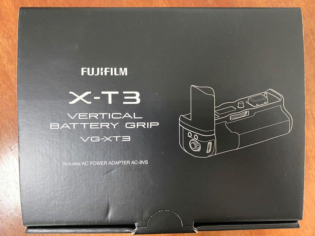 Fujifilm Vertical battery grip VG-XT3, Photography, Cameras on Carousell
