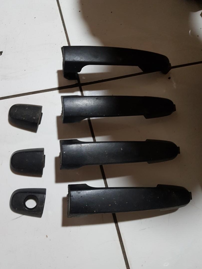 Handle pintu kijang innova hitam, Aksesoris Mobil di Carousell