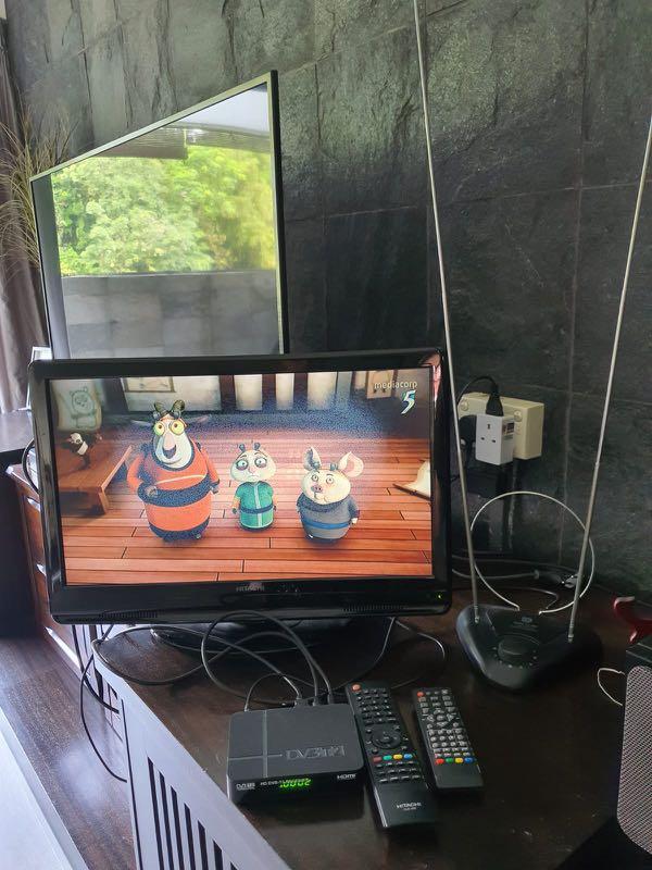 Hitachi TV/Desktop, Computers & Tech, Desktops on Carousell