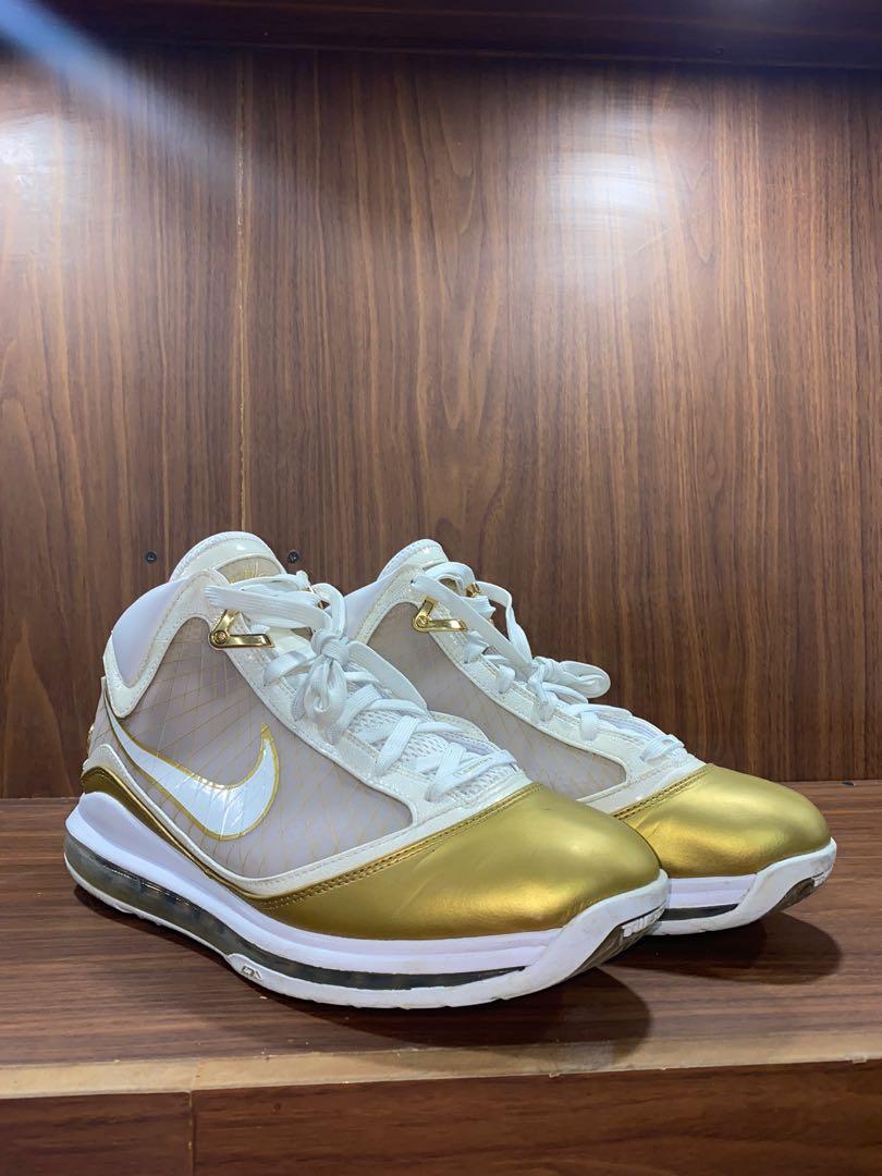 Lebron 7 retro China Moon, Men's Fashion, Footwear, Sneakers on Carousell