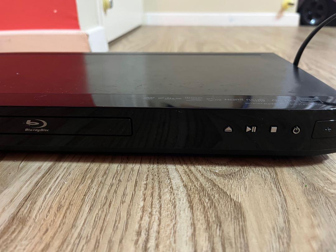 LG BD550 Blue Ray dvd player, TV & Home Appliances, TV & Entertainment ...
