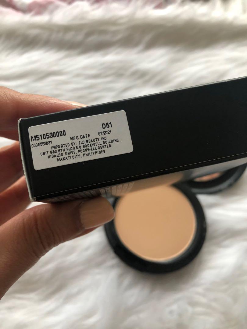 MAC compact foundation, Beauty & Personal Care, Face, Makeup on Carousell