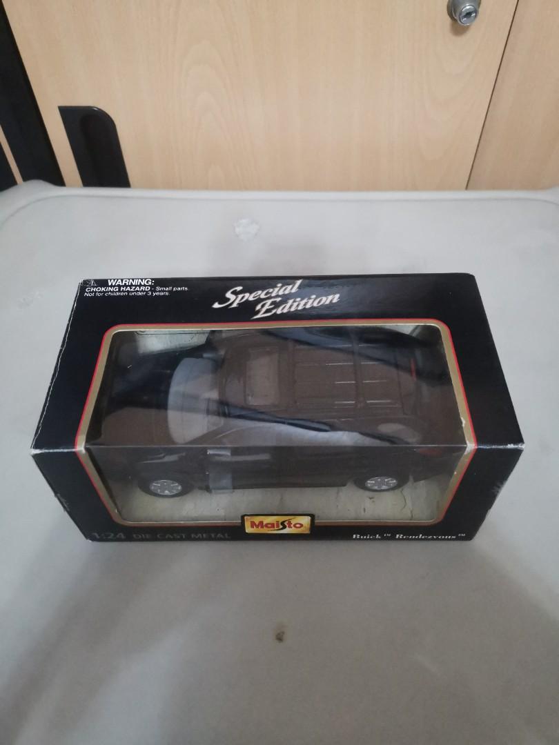 Maisto 1:24 Buick Rendezvous Diecast Car Special Edition Open Door ...