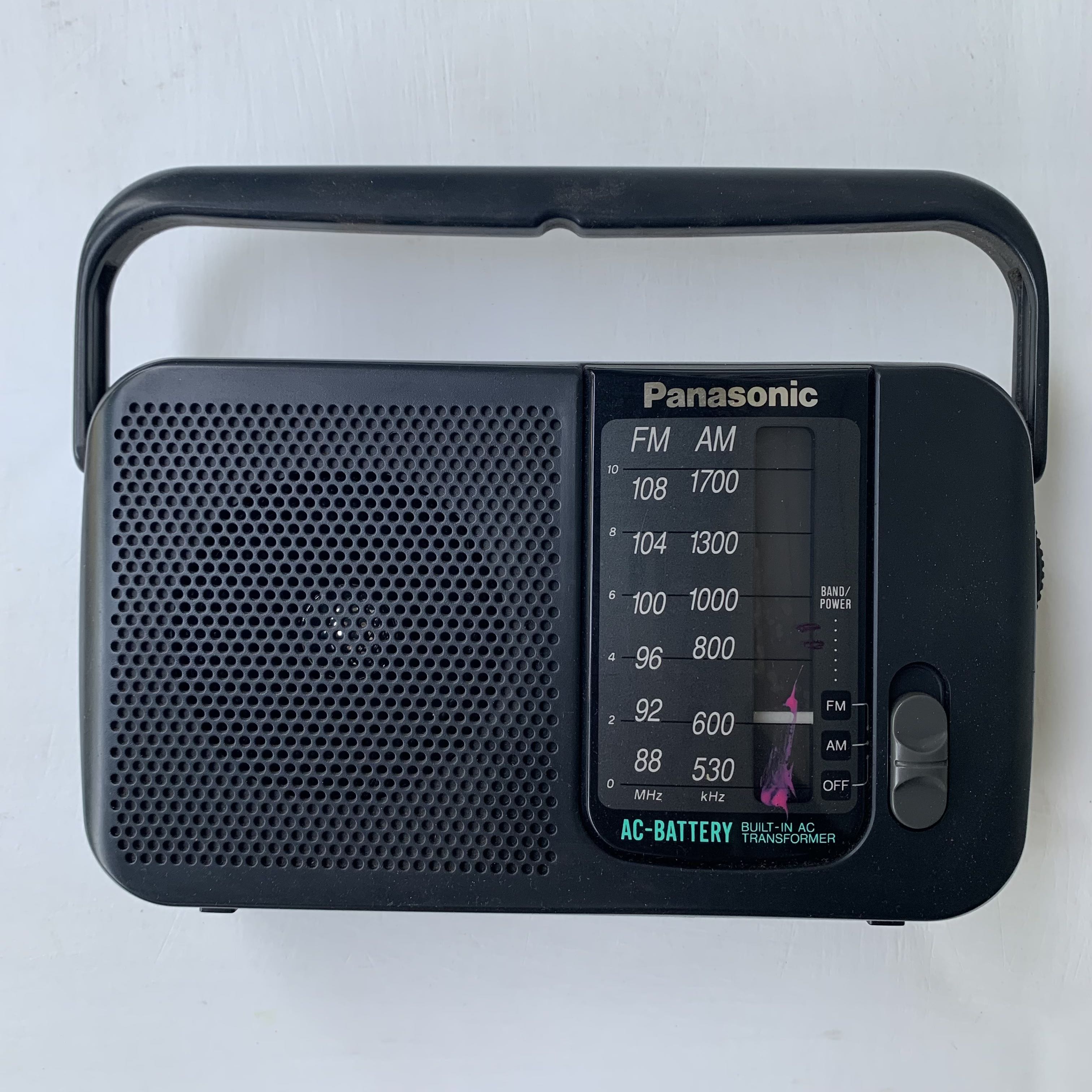 Panasonic Model RF-544 AM/FM portable / tabletop Radio AC-Battery hitam ...