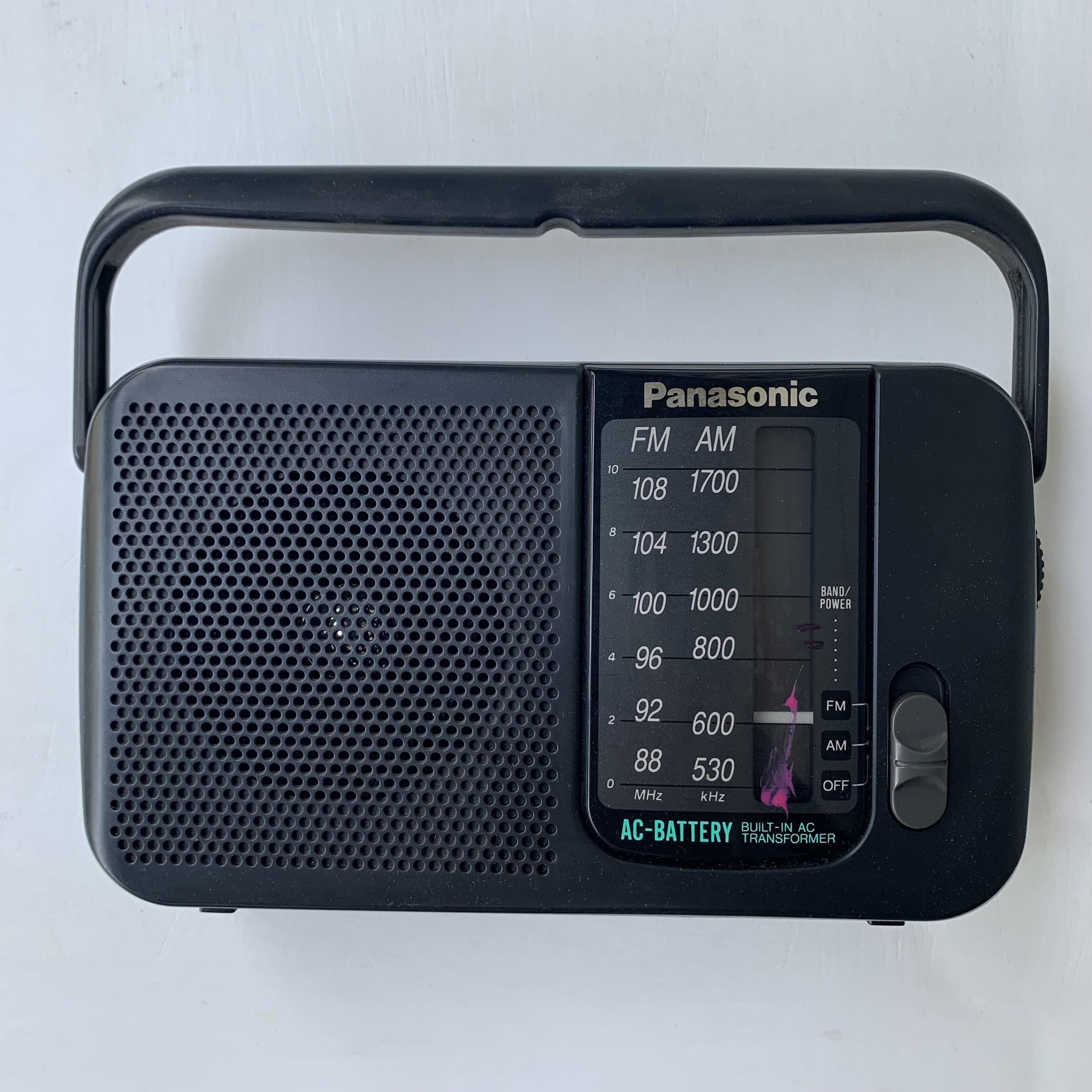 Panasonic Model RF-544 AM/FM portable / tabletop Radio AC-Battery hitam ...