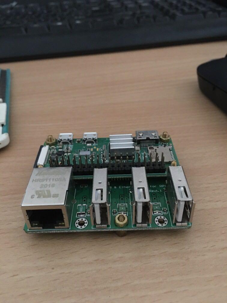 Raspberry pi zero w & usb hut, Computers & Tech, Parts & Accessories, Computer Parts on Carousell