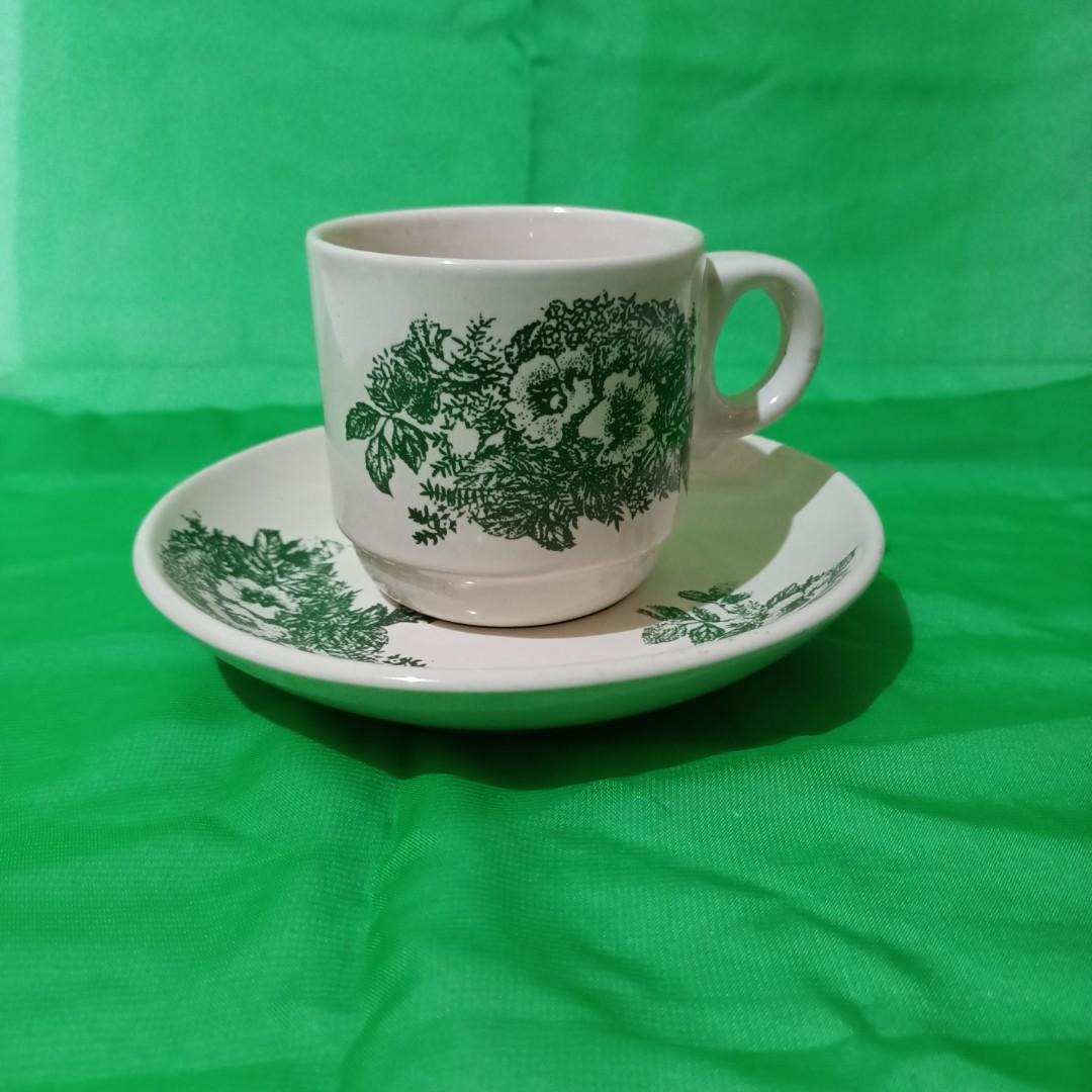 Set cawan Milo, Hobbies & Toys, Collectibles & Memorabilia, Fan ...