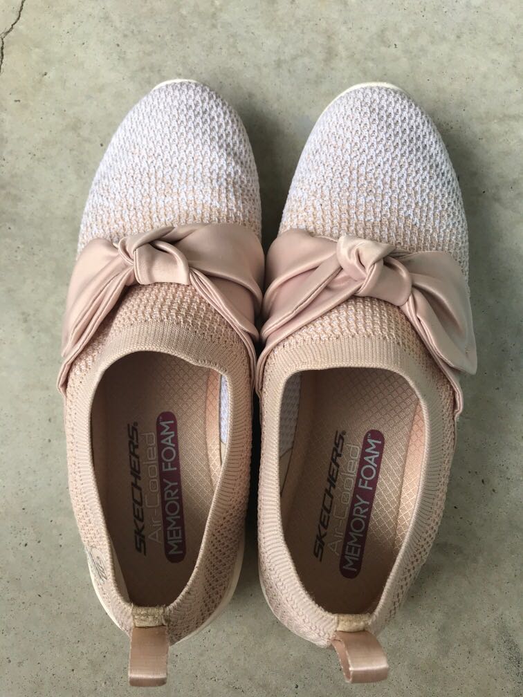 Skechers Shoes with ribbon, Women's Fashion, Footwear, Sneakers on ...
