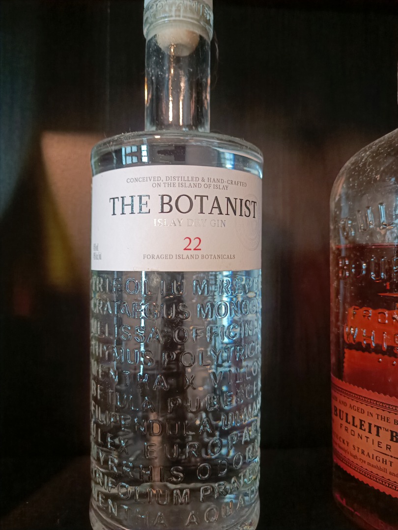 The botanist gin 1L, Food & Drinks, Alcoholic Beverages on Carousell