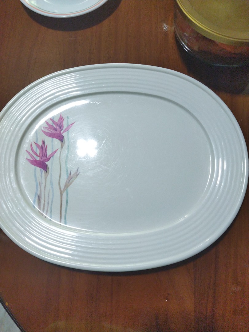 Tupperware oval tray, Furniture & Home Living, Kitchenware & Tableware ...