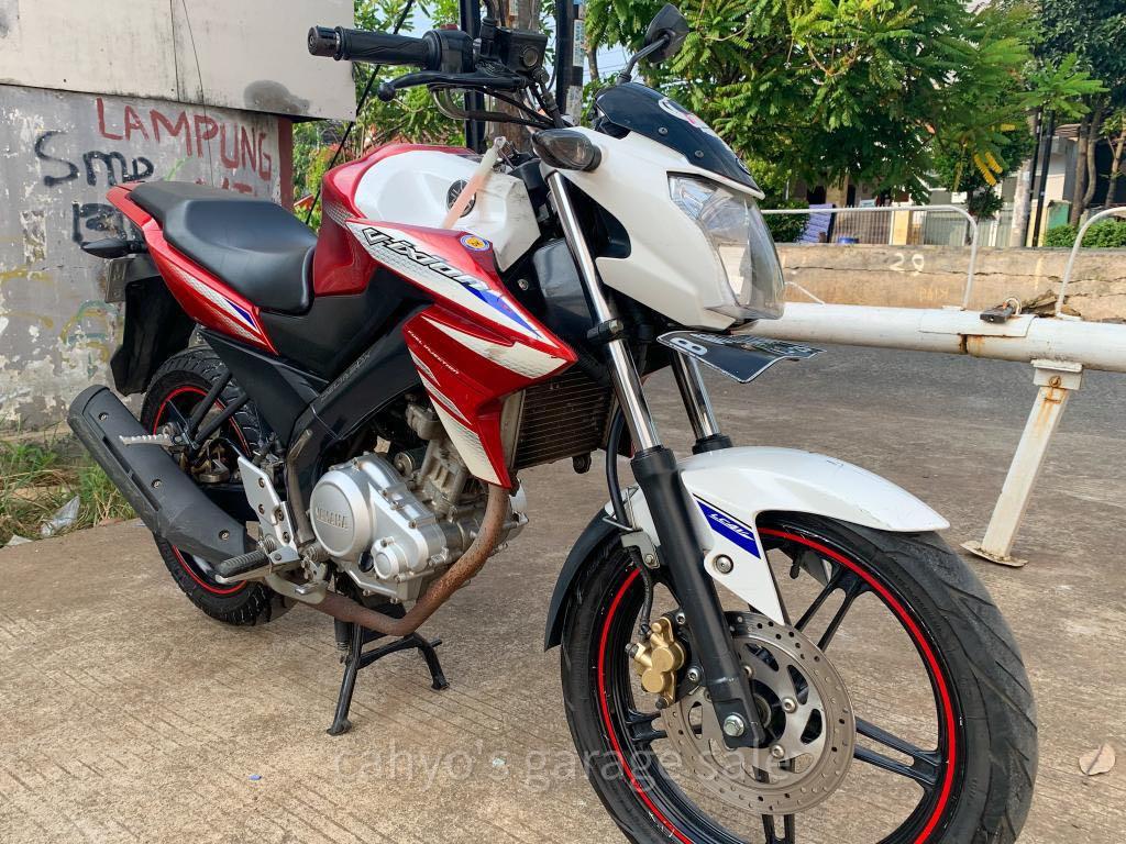 Yamaha Vixion 2014 Merah Putih, Motor di Carousell