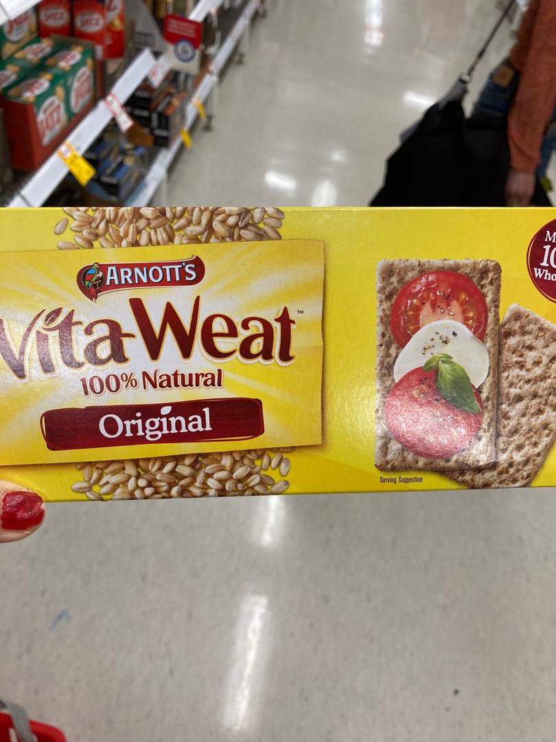 Arnotts Vita Weat Crispbread 250g, Food & Drinks, Packaged & Instant ...