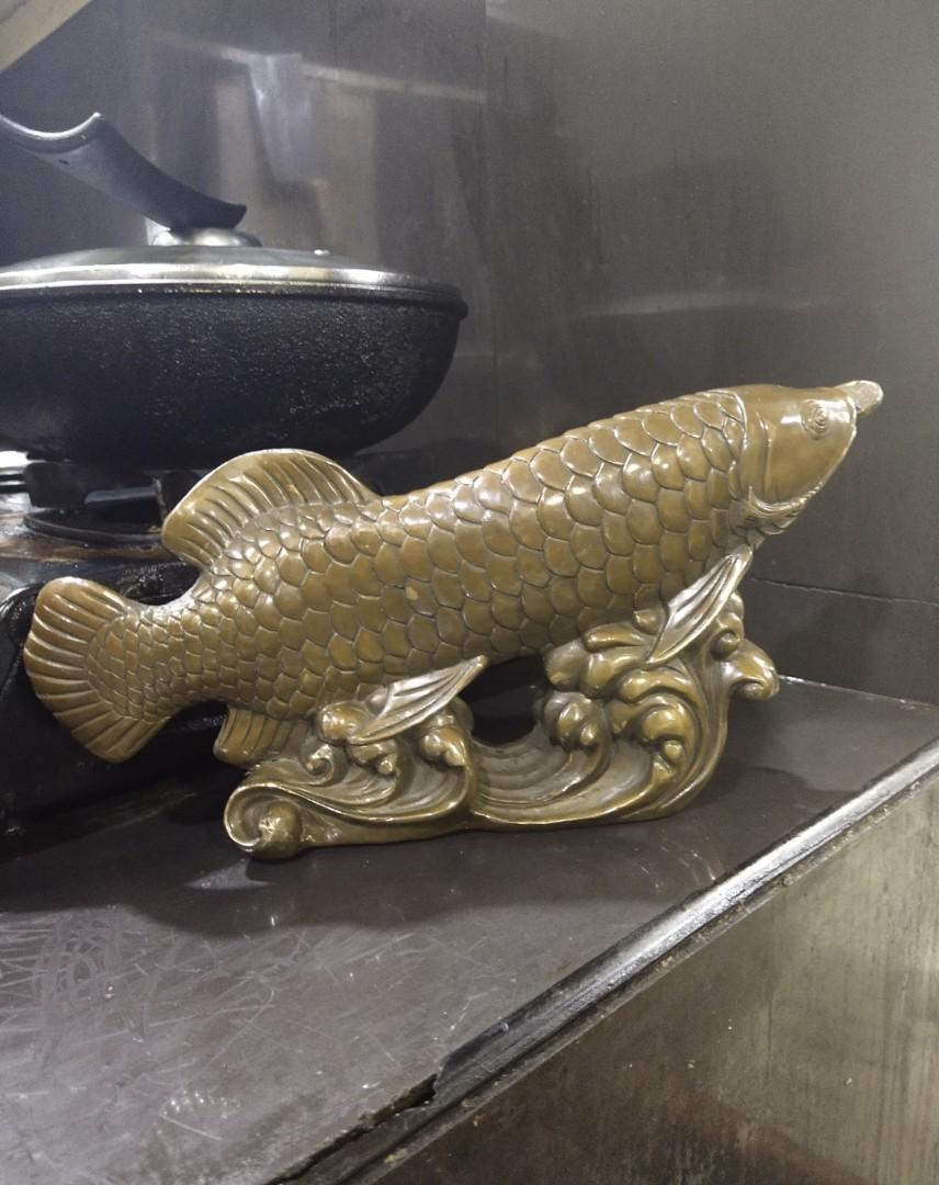 Brass lucky arowana statue display, Hobbies & Toys, Memorabilia ...