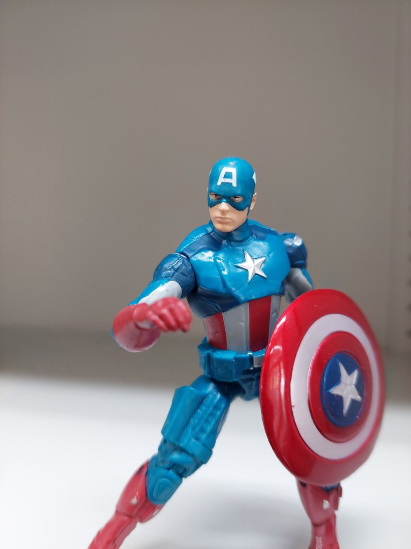 Captain America Avengers Movie Basic Action Figure, Hobbies & Toys ...
