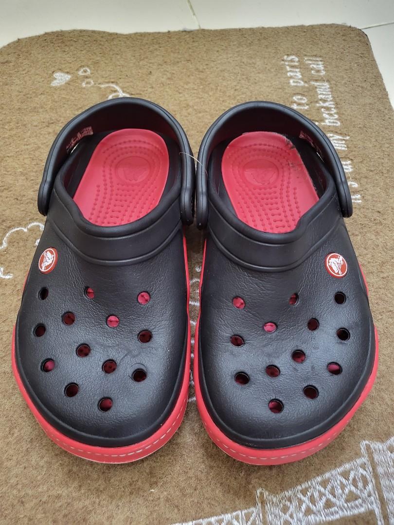 Crocs Front Court Clogs, Luxury, Sneakers & Footwear on Carousell