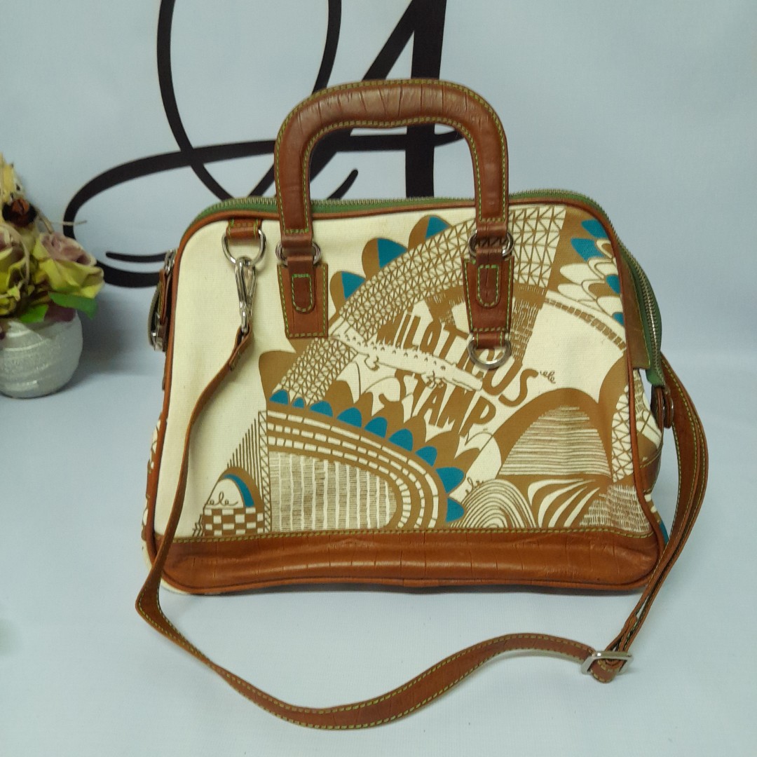 Ele bangkok 2way bag, Women's Fashion, Bags & Wallets, Shoulder Bags on ...