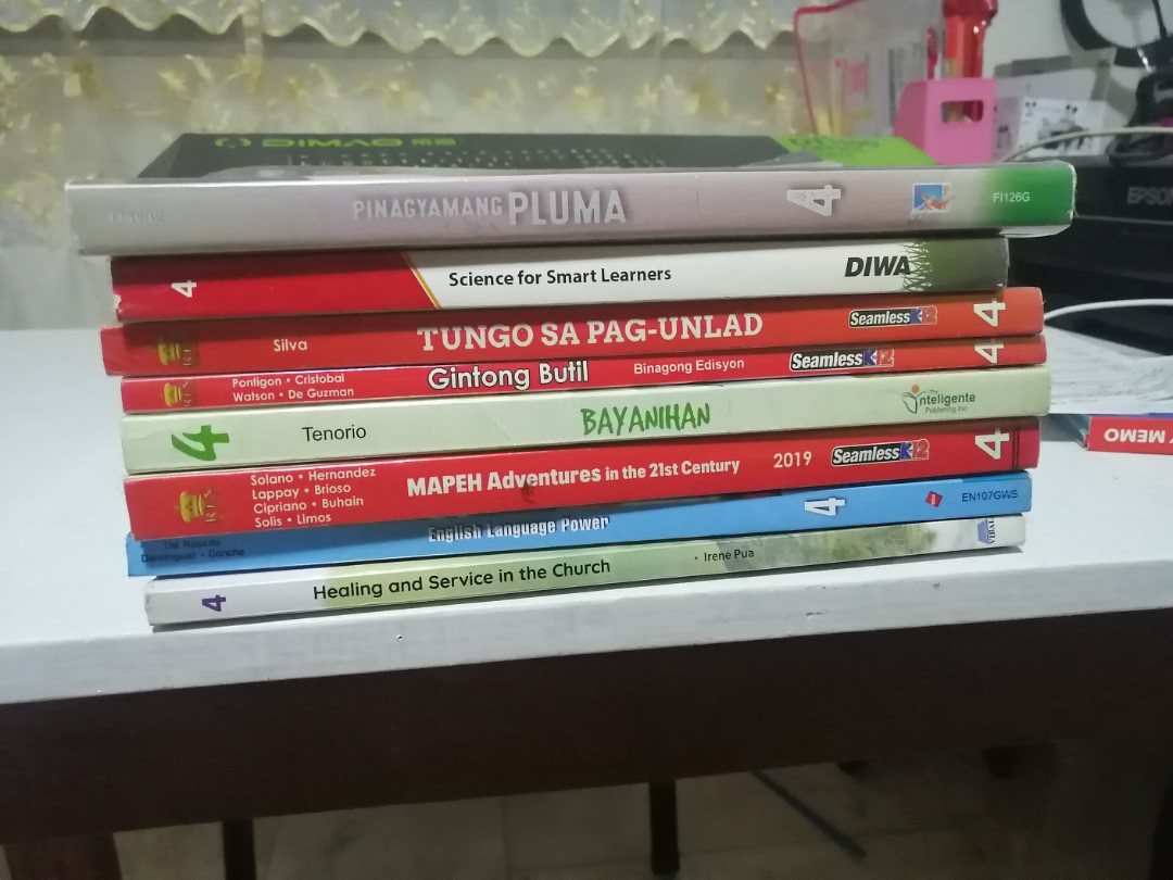 Grade 4 text book, Hobbies & Toys, Books & Magazines, Textbooks on ...