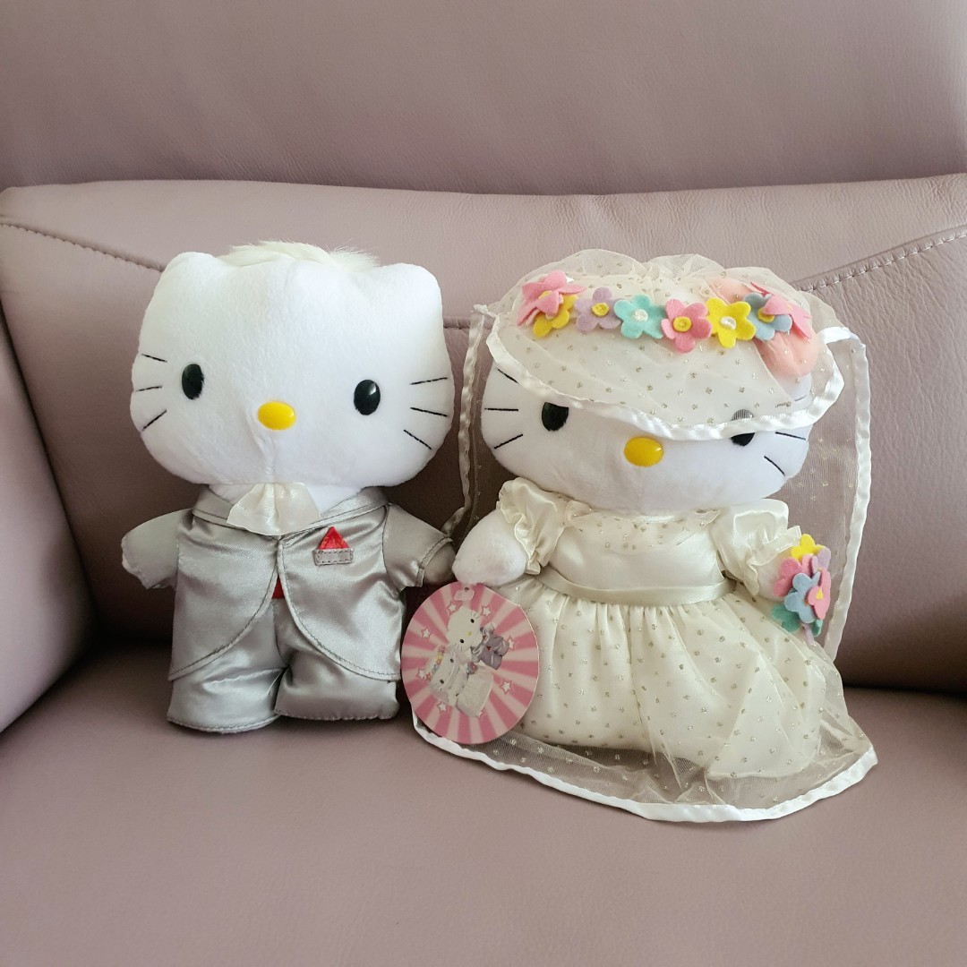 Hello Kitty - Romantic Wedding Series, Hobbies & Toys, Memorabilia ...