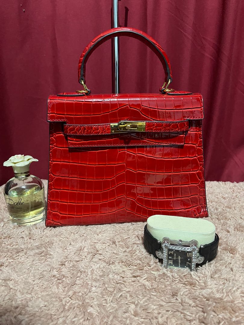 Kelly Red, Luxury, Bags & Wallets on Carousell