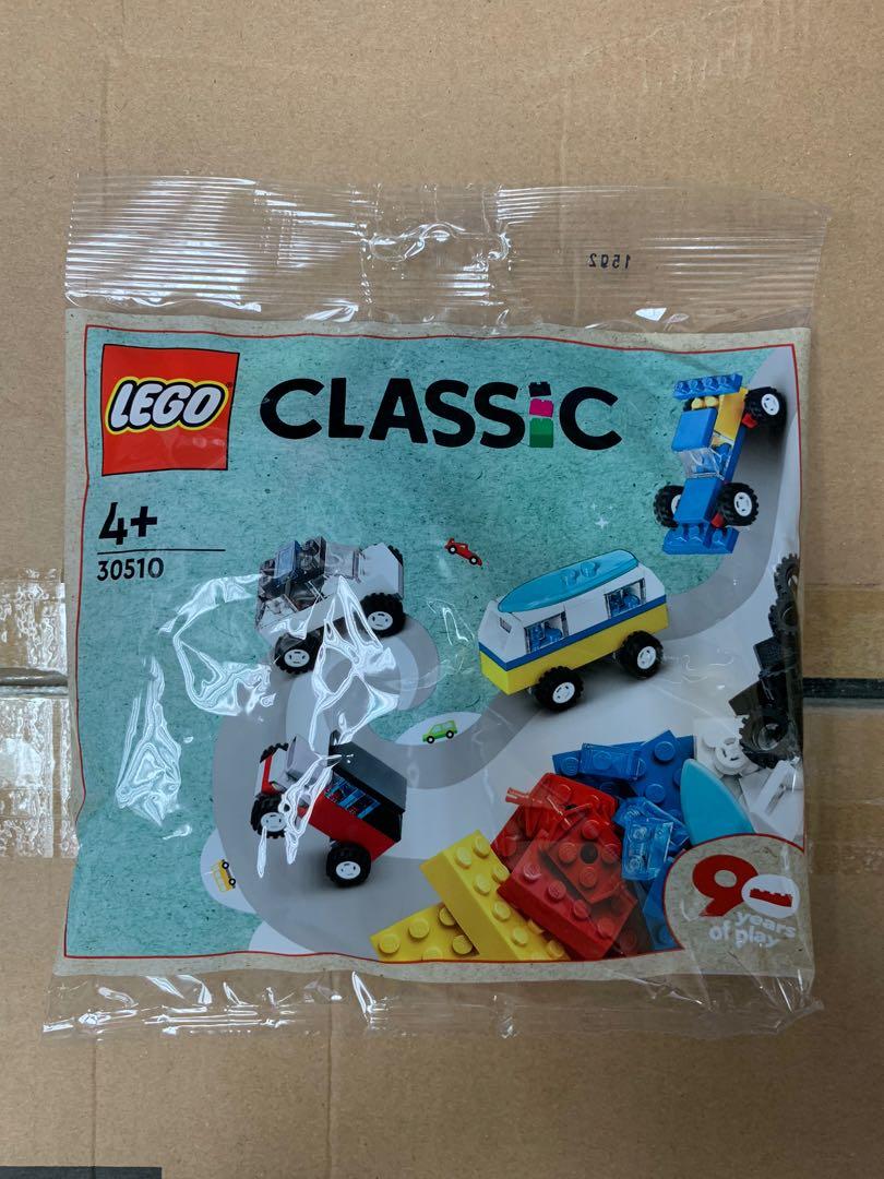 LEGO 30510 90 years of play Classic, 興趣及遊戲, 玩具 & 遊戲類 - Carousell