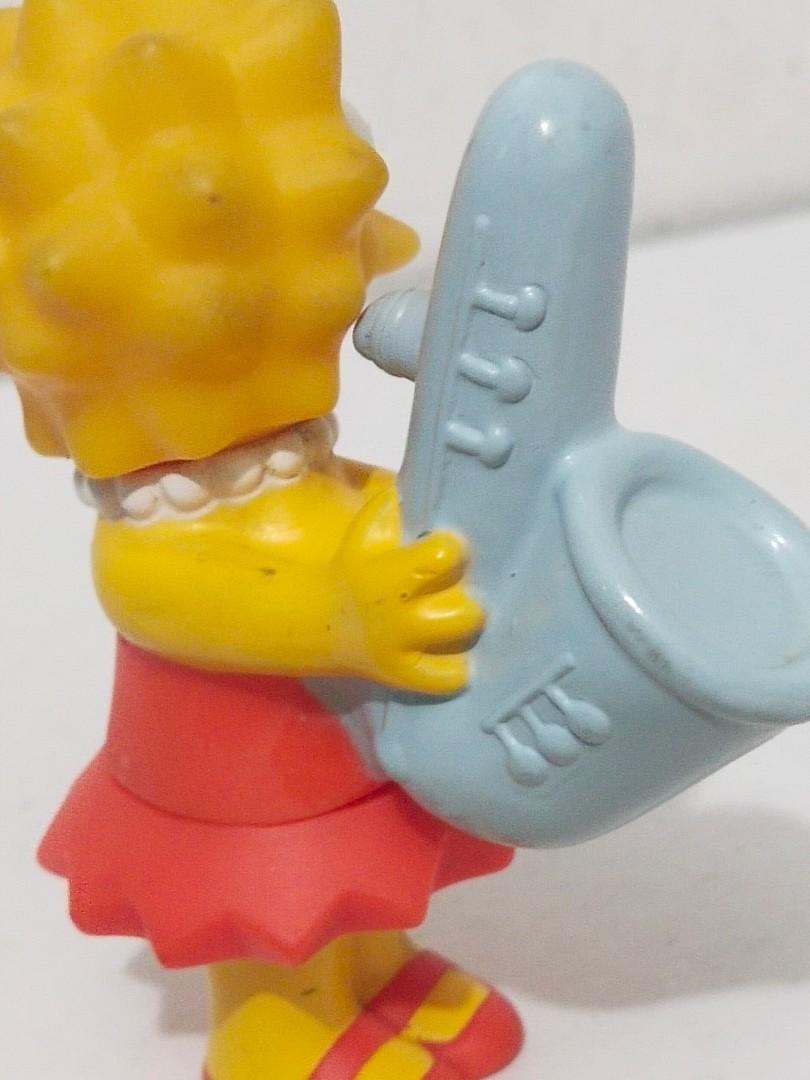"Lisa Simpson playing Saxophone"---Plastic Toy figure/3.5 inches high ...