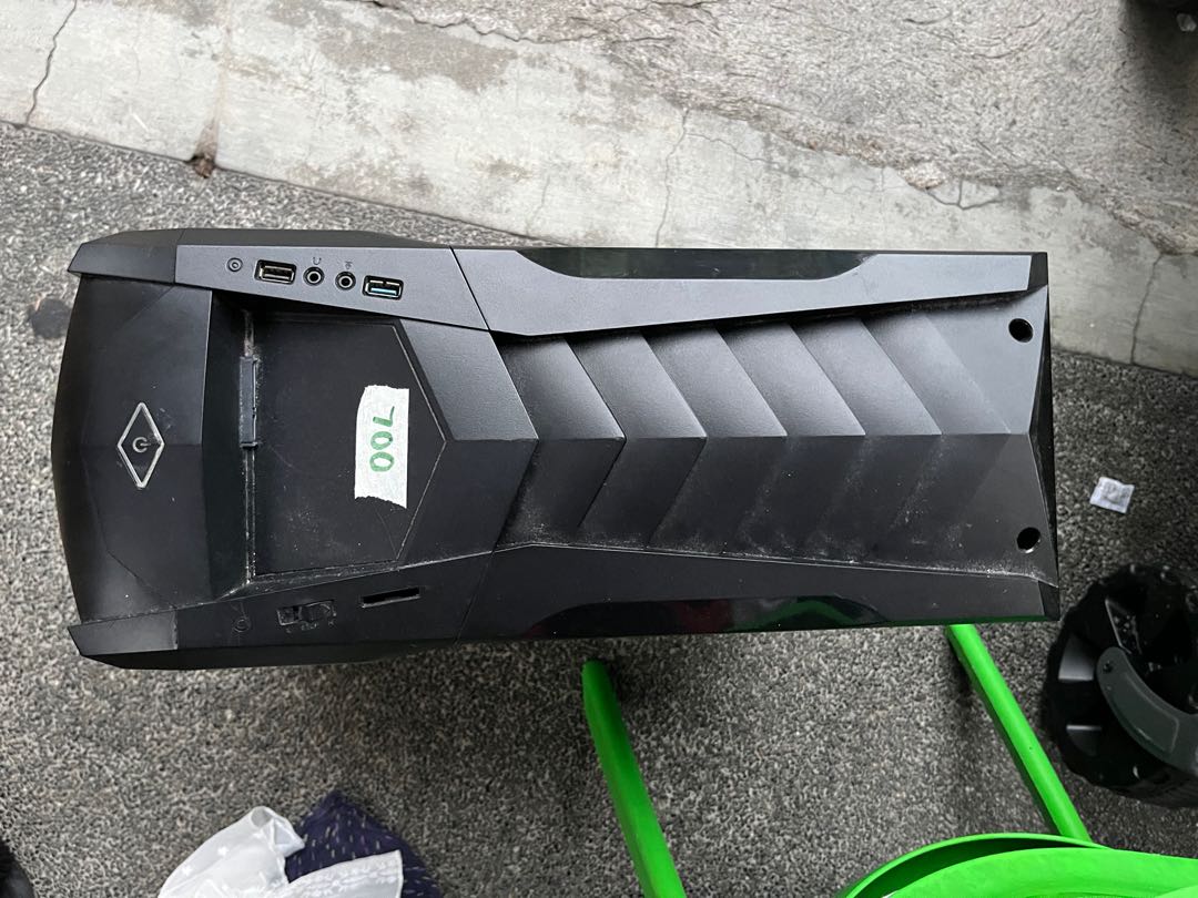 PC CASE, Computers & Tech, Parts & Accessories, Computer Parts on Carousell