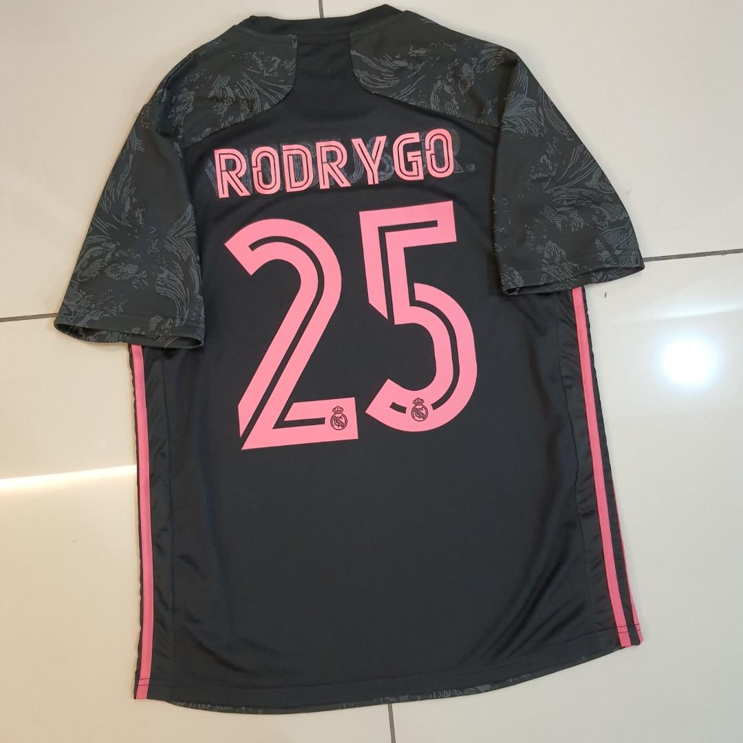 Real Madrid Rodrygo, Men's Fashion, Activewear on Carousell