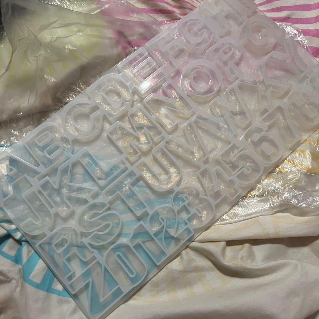 Resin alphabet mold, Hobbies & Toys, Stationery & Craft, Craft Supplies ...