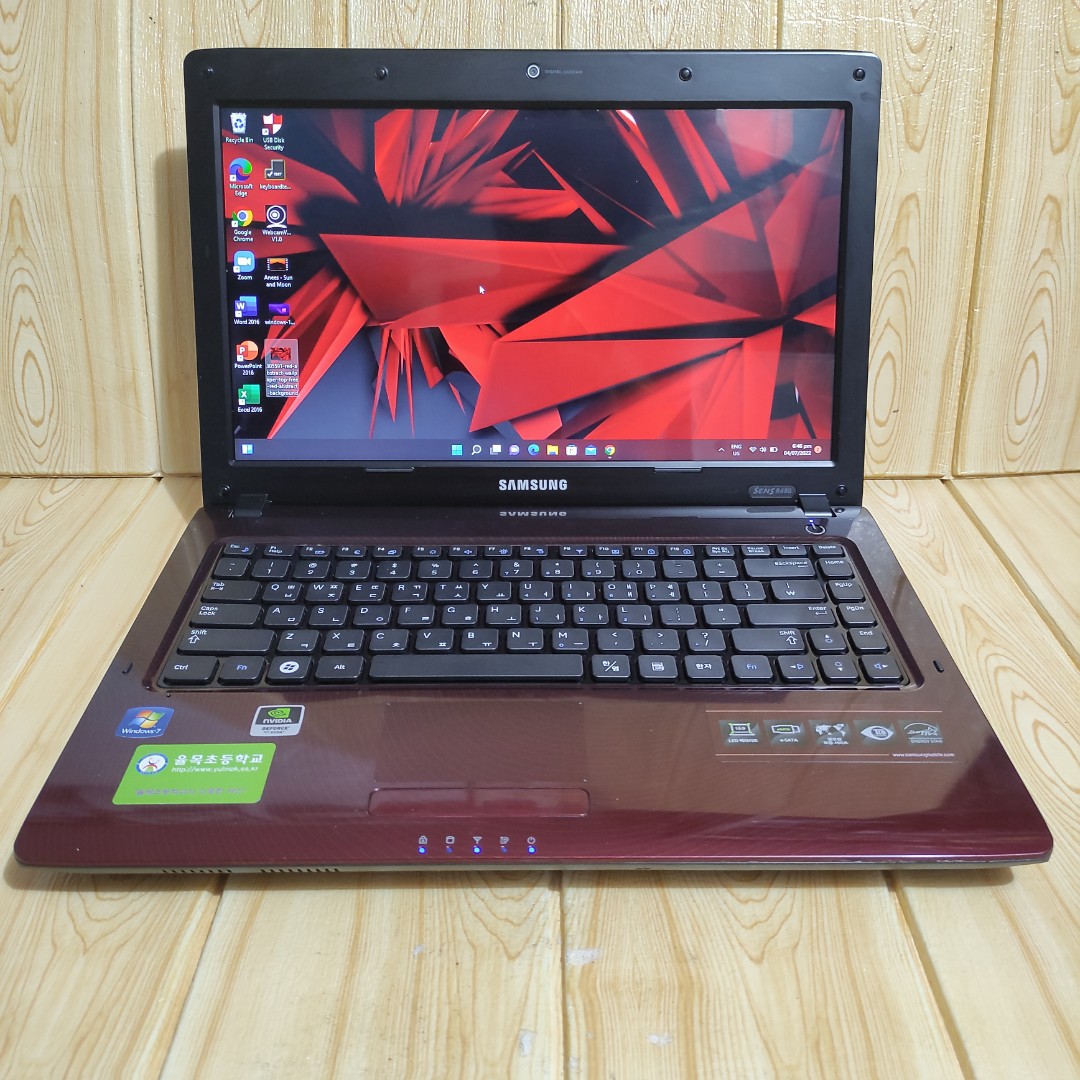 Samsung i5 8/120ssd windows 11 laptop, Computers & Tech, Laptops ...