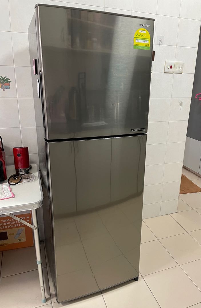 Sharp 225L refrigerator, TV & Home Appliances, Kitchen Appliances, Refrigerators & Freezers on ...