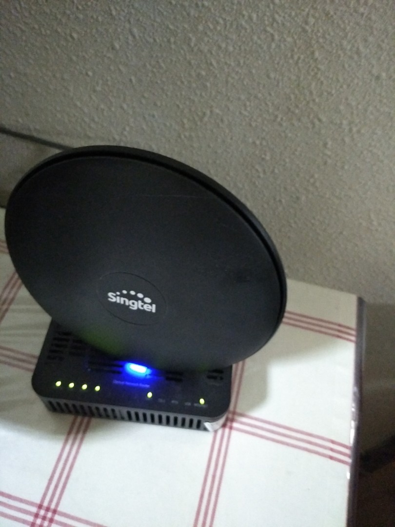 Singtel 1Gbps home broadband with phone line transfer, TV & Home ...