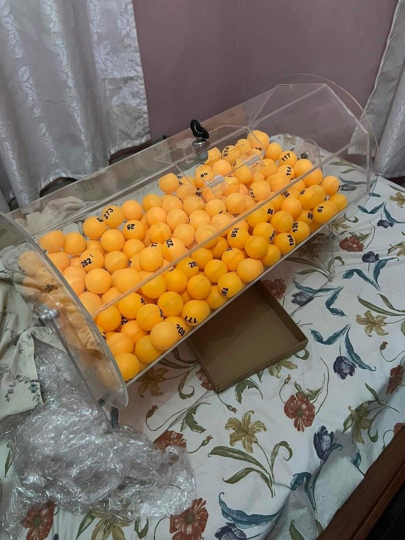 Tambiolo with 300 pingpong balls, Commercial & Industrial, Industrial ...