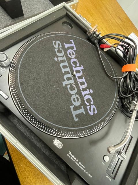 Technics SL1210-MK5, Everything Else, Others on Carousell