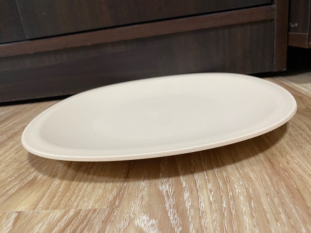 Tupperware plate, Furniture & Home Living, Kitchenware & Tableware ...