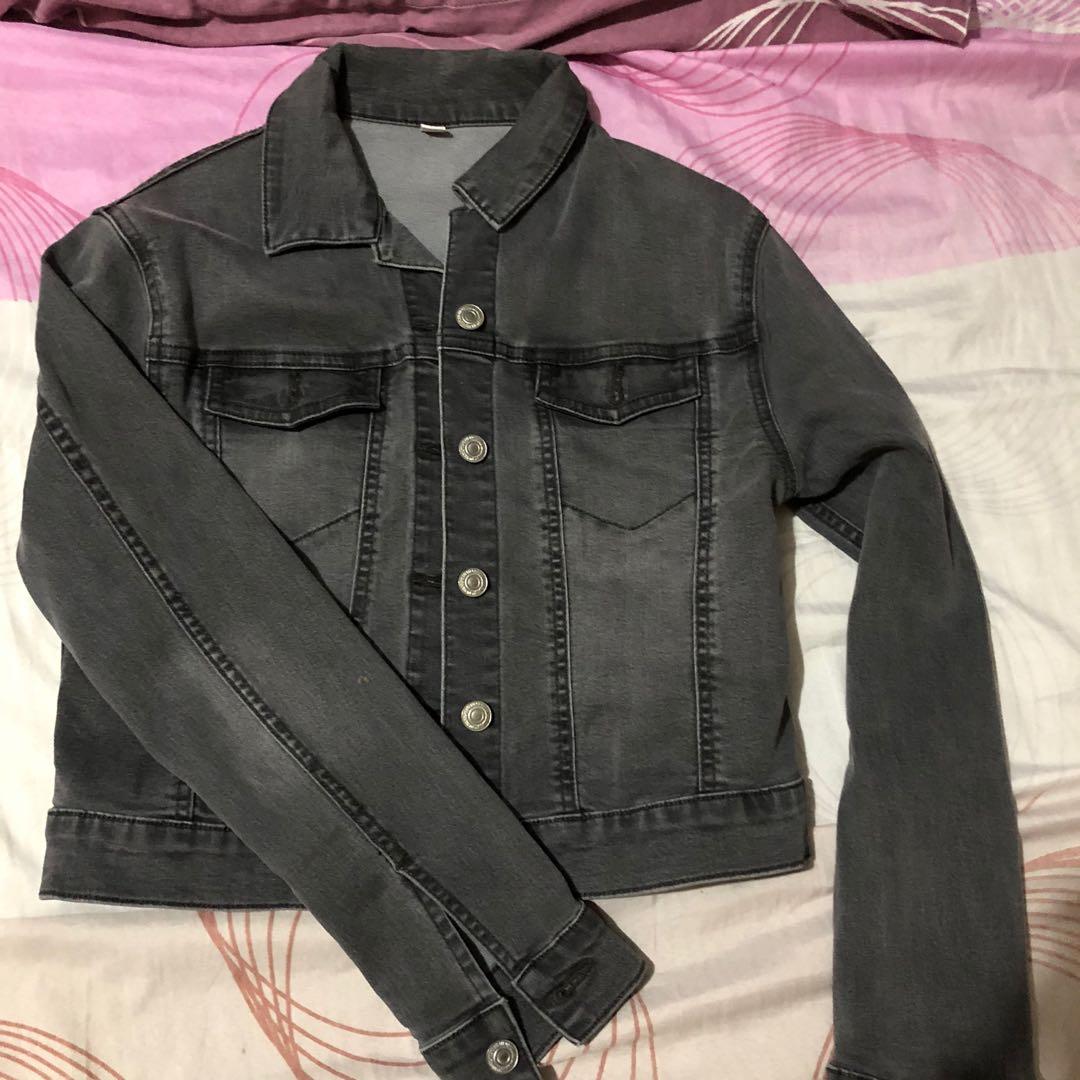 UNIQLO Denim Jacket (Black), Women's Fashion, Coats, Jackets and ...