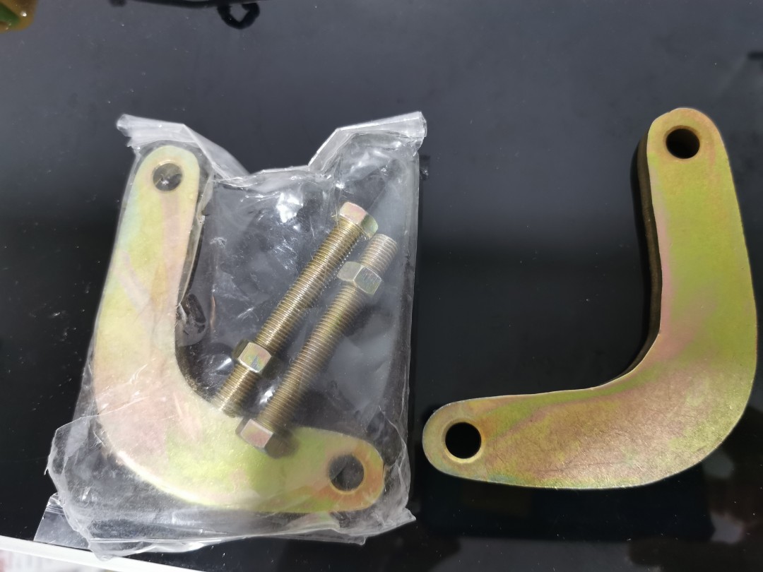 Yamaha mt15 lowering kit, Motorcycles, Motorcycle Accessories on Carousell