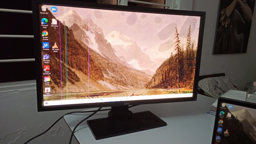 27" BenQ monitor - defective with lines on screen, but still working ...