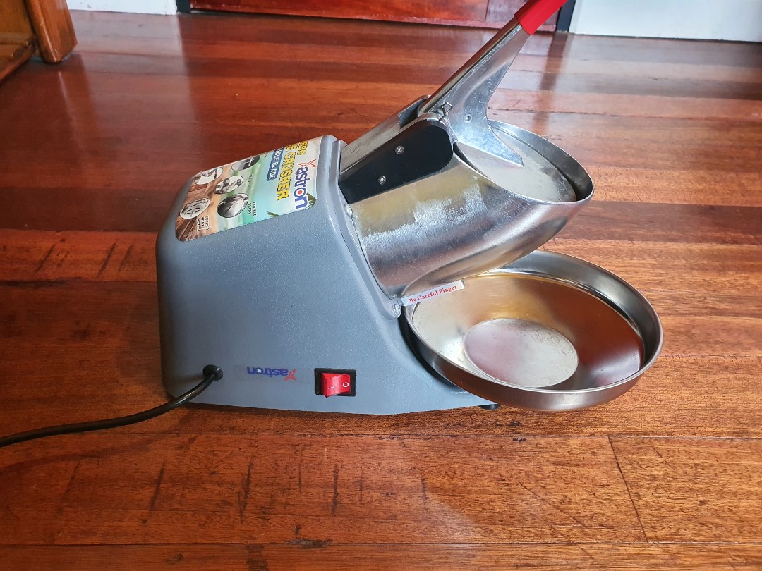 Astron Ice Crusher Machine, TV & Home Appliances, Kitchen Appliances ...