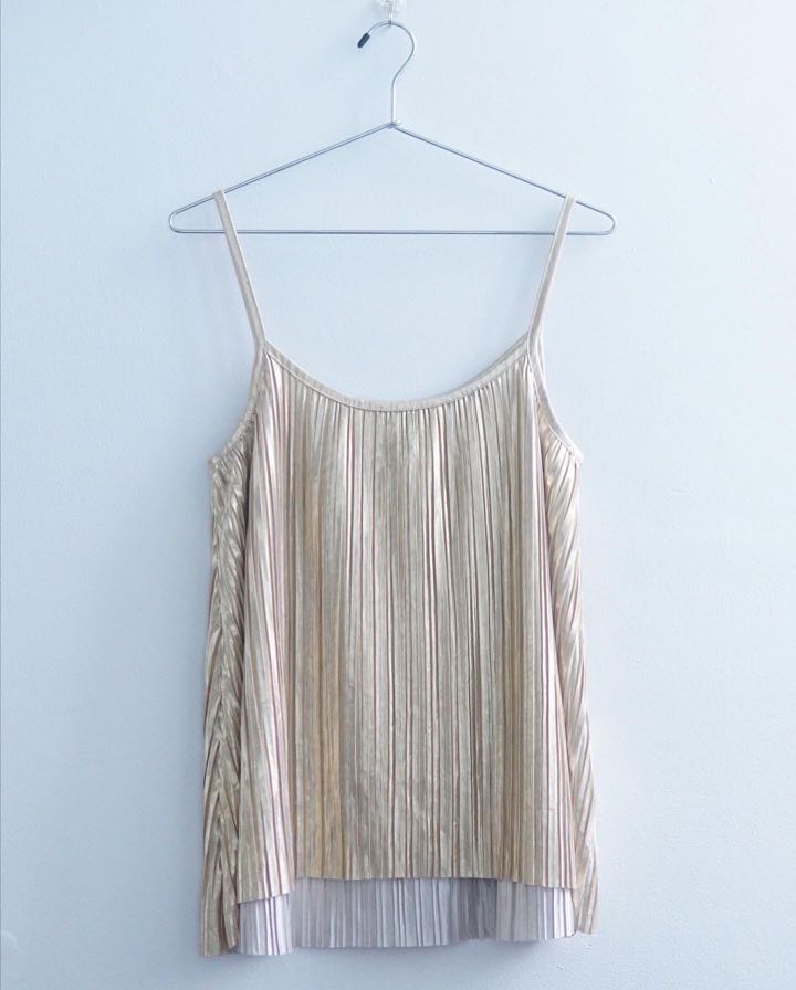 Authentic H&M Metallic Gold Pleated Spaghetti Strap Top, Women's ...