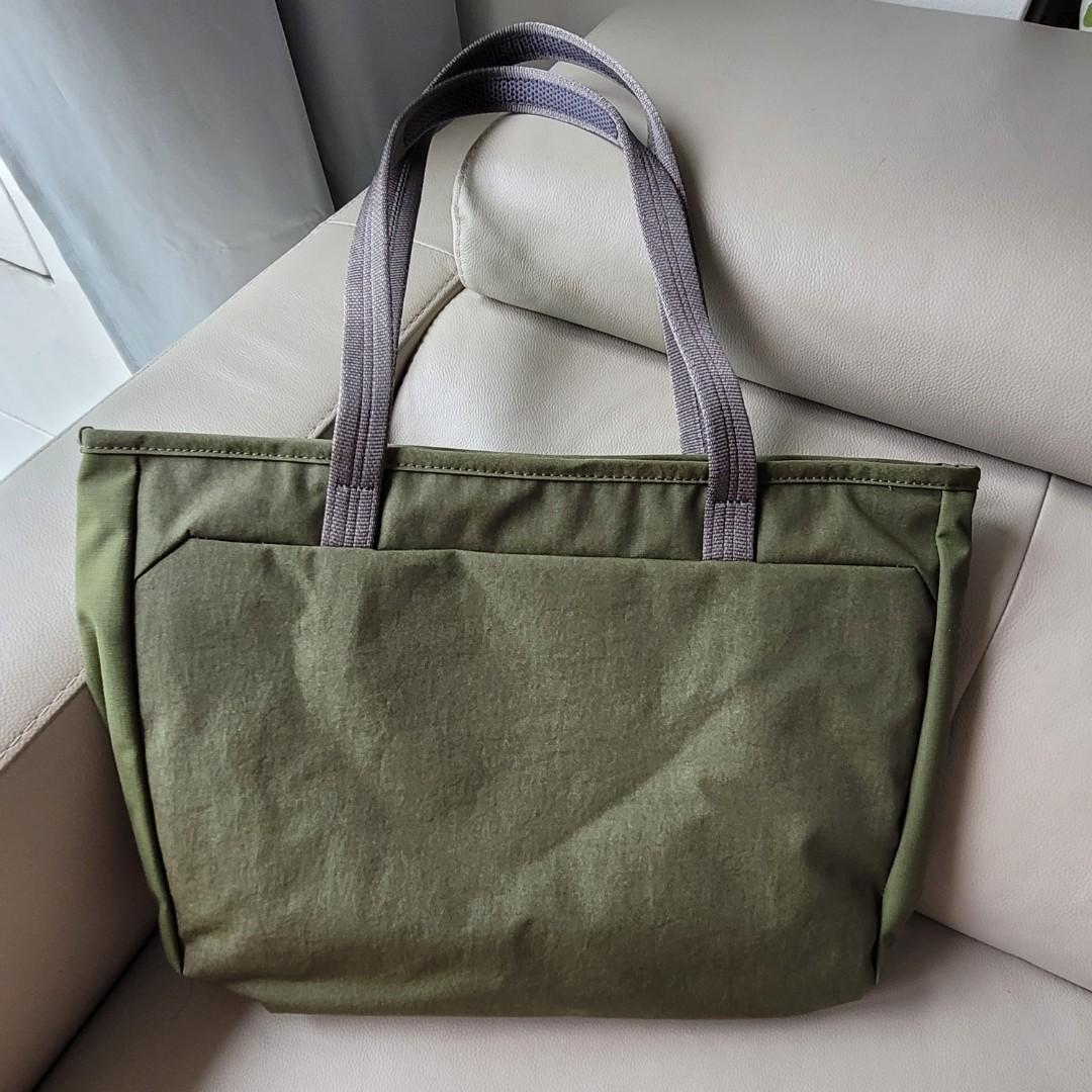 Bellroy Tokyo Tote Compact Ranger Green 12L, Women's Fashion, Bags ...