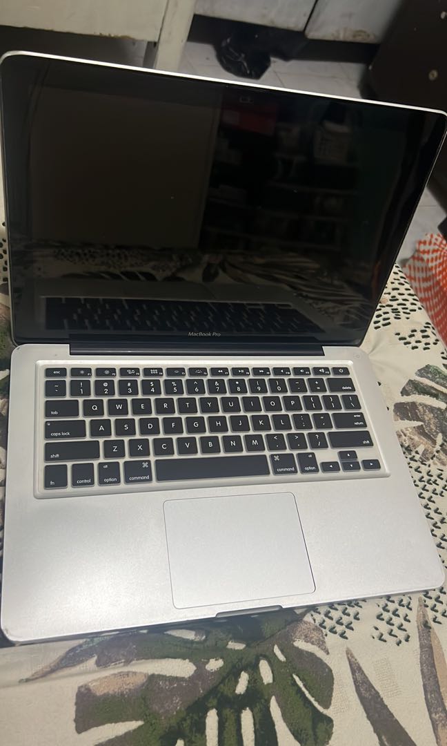 Broken display macbook pro, Computers & Tech, Laptops & Notebooks on ...