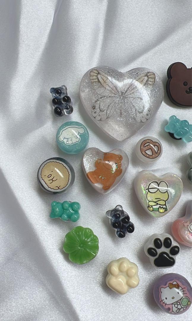 custom resin jibbitz crocs jibbits resin keychain, Hobbies & Toys ...