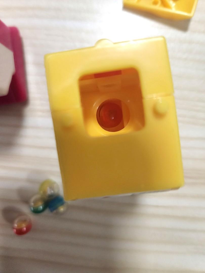 Cute Gashapon Vending Machine Capsule Dispenser Kawaii Doraemon & Train ...