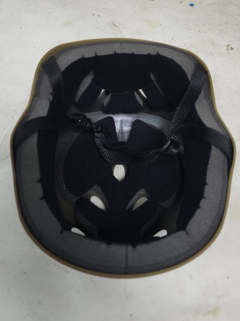Delta force Desert Helmet, Sports Equipment, Bicycles & Parts, Parts ...