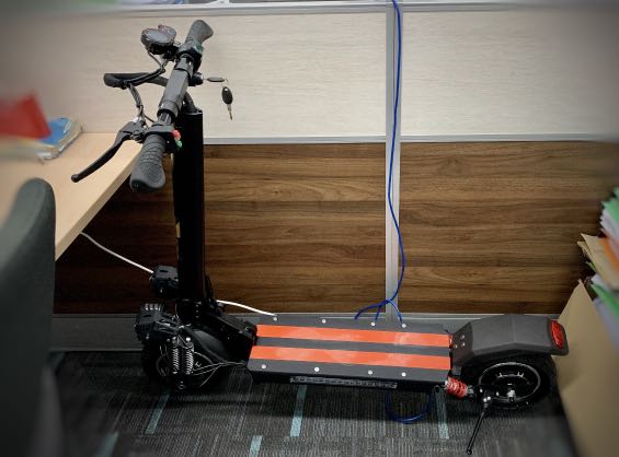Electric scooter Raze Voltaire V2, Sports Equipment, Sports & Games ...