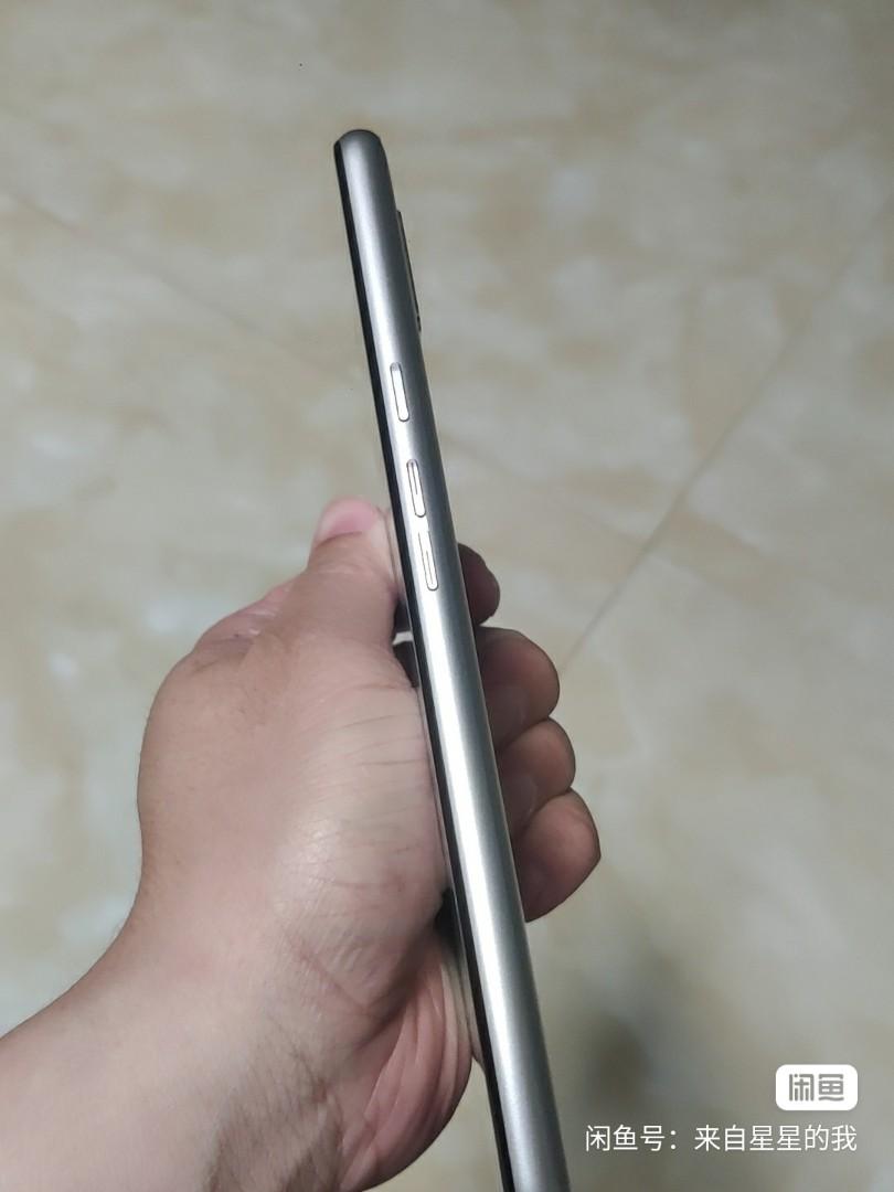 E-ink phone, Hisense A7, Mobile Phones & Gadgets, Mobile Phones ...