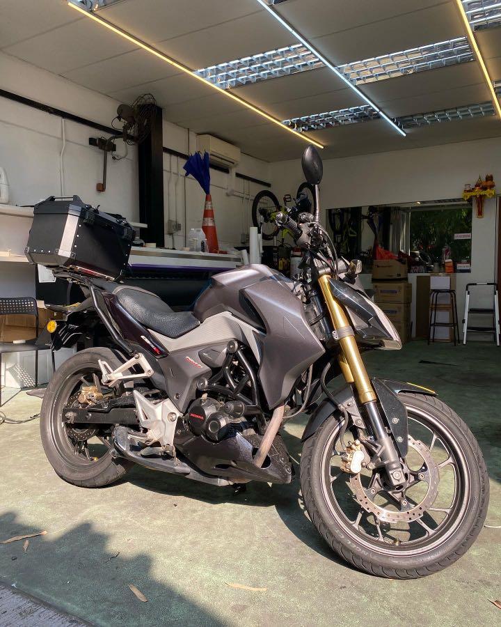 Honda CB190R Wrap, Motorcycles, Motorcycle Accessories on Carousell